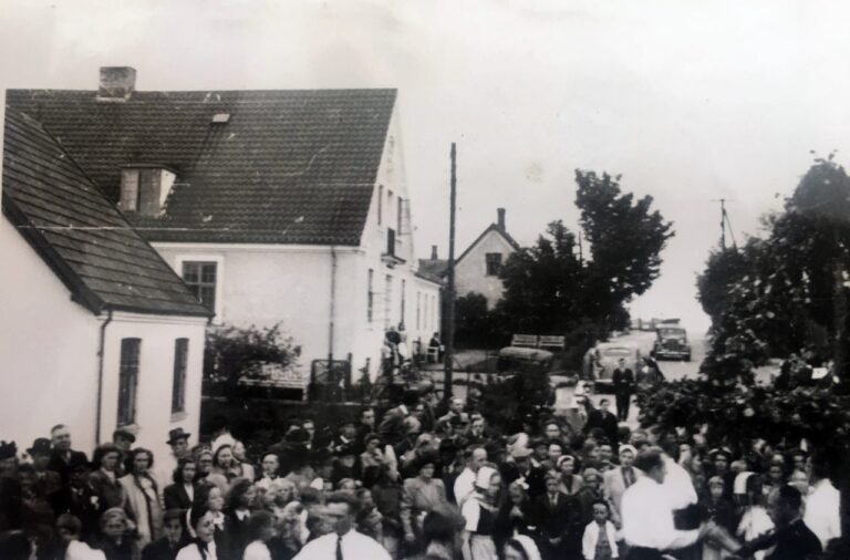 Afsløring af "Mor Danmark" - Nye & Gamle Fensmark